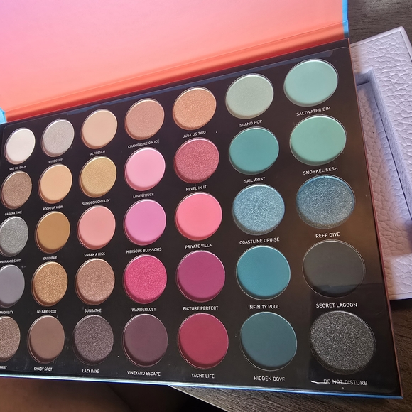 Morphe | Makeup | Morphe 35s Shadow Pallette Brand New | Poshmark